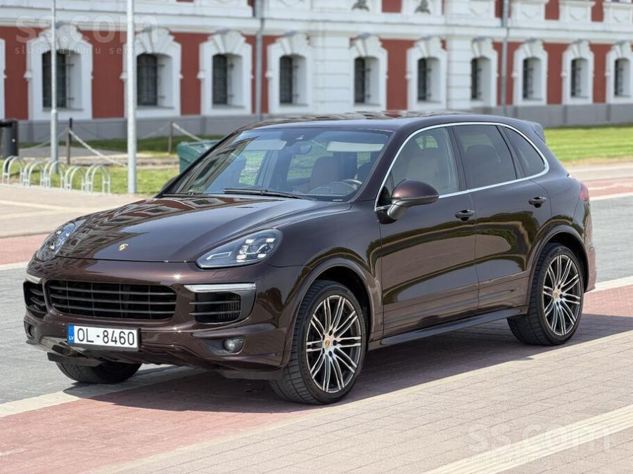 Sarkans Porsche Cayenne 2016 Jelgava, ar dzinēja tilpumu 3.00 L un nobraukumu 224 tūkst. km par 24900 €, foto 6 vietnē AUTOMOTO.COM.LV