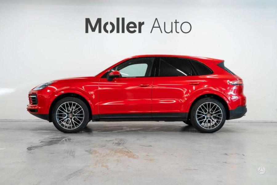 Sarkans Porsche Cayenne 2018 Viļņa, ar dzinēja tilpumu 3.00 L un nobraukumu 108 tūkst. km par 35900 €, foto 3 vietnē AUTOMOTO.COM.LV
