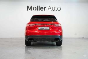 Sarkans Porsche Cayenne 2018 Viļņa, ar dzinēja tilpumu 3.00 L un nobraukumu 108 tūkst. km par 35900 €, foto 7 vietnē AUTOMOTO.COM.LV