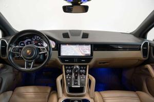 Sarkans Porsche Cayenne 2018 Viļņa, ar dzinēja tilpumu 3.00 L un nobraukumu 108 tūkst. km par 35900 €, foto 9 vietnē AUTOMOTO.COM.LV