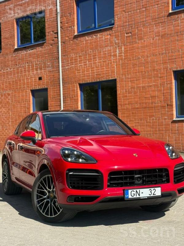 Sarkans Porsche Cayenne 2021 Cēsis, ar dzinēja tilpumu 3.00 L un nobraukumu 59 tūkst. km par 62000 €, foto 1 vietnē AUTOMOTO.COM.LV