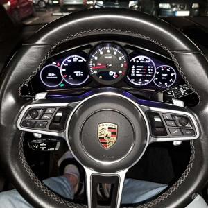 Sarkans Porsche Cayenne 2021 Kauņa, ar dzinēja tilpumu 3.00 L un nobraukumu 49 tūkst. km par 63500 €, foto 7 vietnē AUTOMOTO.COM.LV
