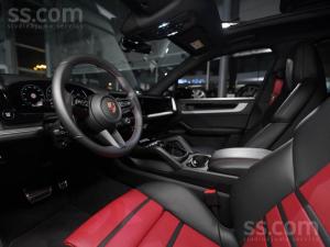 Red Porsche Cayenne 2025 in Riga, with an engine capacity of 3.00 L and mileage of 36 thousand km for 90700 €, photo 21 on AUTOMOTO.COM.LV