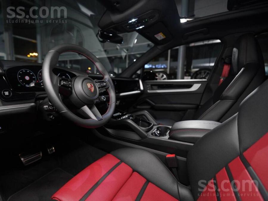 Red Porsche Cayenne 2025 in Riga, with an engine capacity of 3.00 L and mileage of 36 thousand km for 90700 €, photo 21 on AUTOMOTO.COM.LV