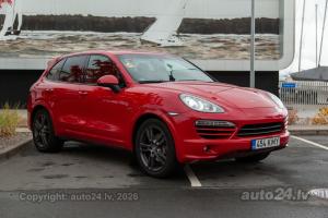 Red Porsche Cayenne 2012 in Tallinn, with an engine capacity of 3.00 L and mileage of 293 thousand km for 19000 €, photo 4 on AUTOMOTO.COM.LV