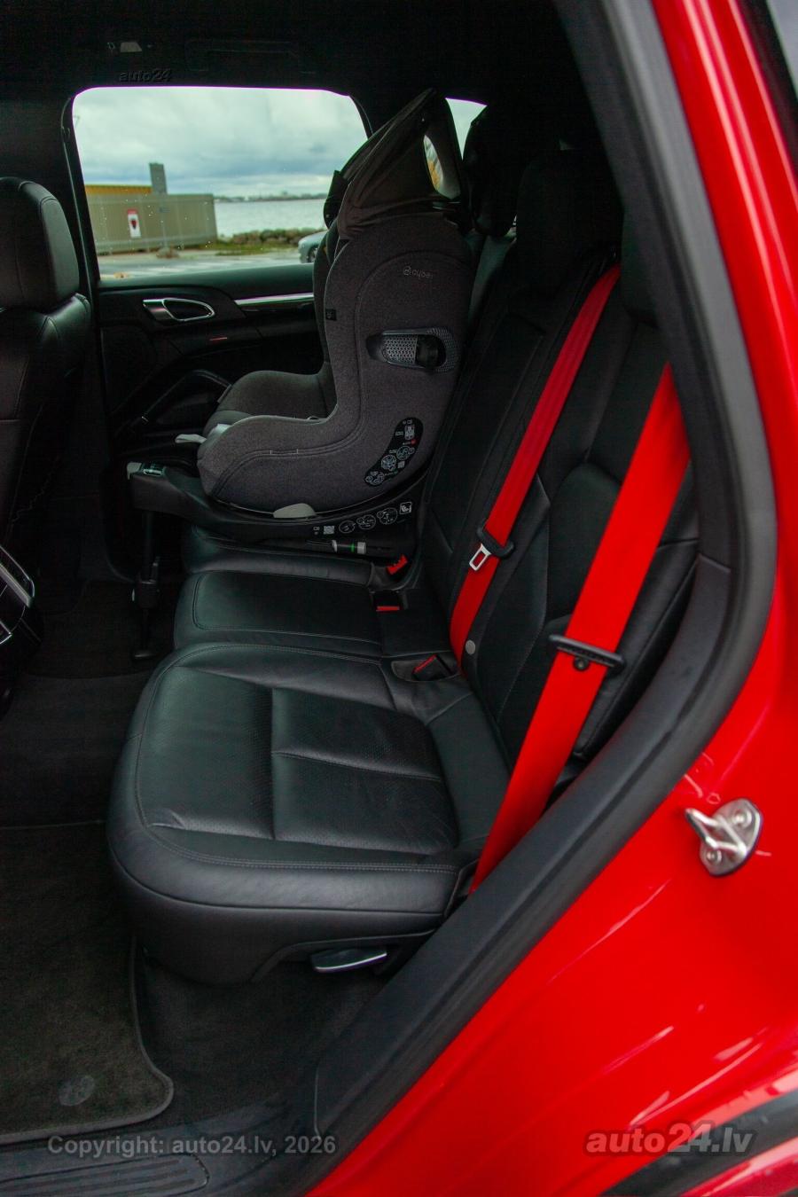 Red Porsche Cayenne 2012 in Tallinn, with an engine capacity of 3.00 L and mileage of 293 thousand km for 19000 €, photo 9 on AUTOMOTO.COM.LV