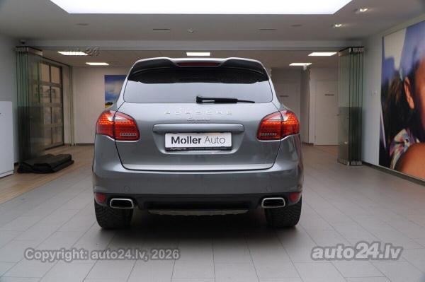 Porsche Cayenne 2014 Tallina, ar dzinēja tilpumu 3.00 L un nobraukumu 183 tūkst. km par 20500 €, foto 5 vietnē AUTOMOTO.COM.LV