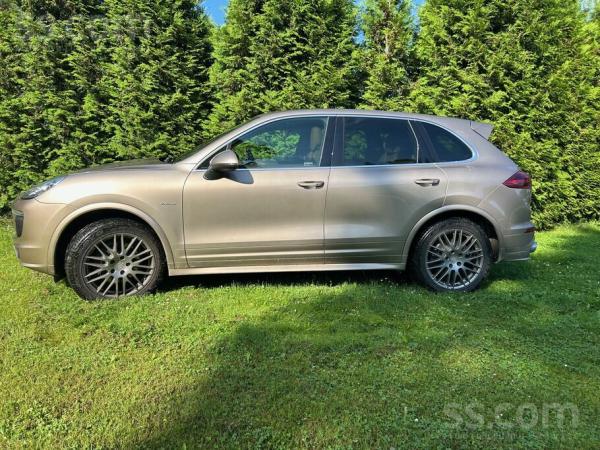 Porsche Cayenne 2015 Rīga, ar dzinēja tilpumu 2.90 L un nobraukumu 228 tūkst. km par 22000 €, foto 2 vietnē AUTOMOTO.COM.LV