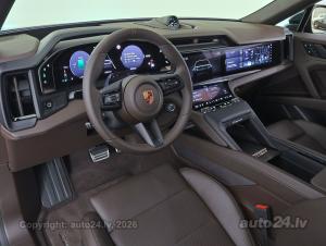 Porsche Cayenne 2026 in Tallinn, with an engine capacity of 0.00 L and mileage of 4 thousand km for 153000 €, photo 16 on AUTOMOTO.COM.LV