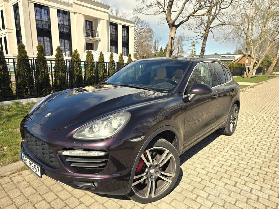 Violets Porsche Cayenne 2010 Rīga, ar dzinēja tilpumu 4.80 L un nobraukumu 309 tūkst. km par 16500 €, foto 9 vietnē AUTOMOTO.COM.LV