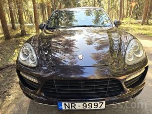 Violets Porsche Cayenne 2010 Rīga, ar dzinēja tilpumu 4.80 L un nobraukumu 309 tūkst. km par 16500 €, foto 15 vietnē AUTOMOTO.COM.LV