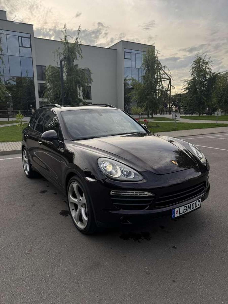 Violets Porsche Cayenne 2012 Šilutė, ar dzinēja tilpumu 4.81 L un nobraukumu 202 tūkst. km par 14777 €, foto 3 vietnē AUTOMOTO.COM.LV