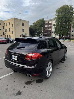Violets Porsche Cayenne 2012 Šilutė, ar dzinēja tilpumu 4.81 L un nobraukumu 202 tūkst. km par 14777 €, foto 6 vietnē AUTOMOTO.COM.LV