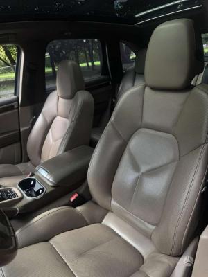 Violets Porsche Cayenne 2012 Šilutė, ar dzinēja tilpumu 4.81 L un nobraukumu 202 tūkst. km par 14777 €, foto 11 vietnē AUTOMOTO.COM.LV