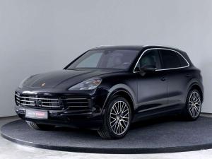 Violets Porsche Cayenne 2018 Tallina, ar dzinēja tilpumu 2.89 L un nobraukumu 99 tūkst. km par 54900 €, foto  vietnē AUTOMOTO.COM.LV