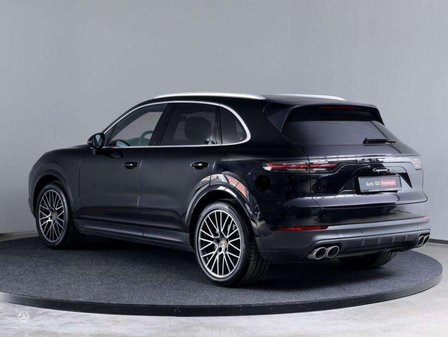 Violets Porsche Cayenne 2018 Tallina, ar dzinēja tilpumu 2.89 L un nobraukumu 99 tūkst. km par 54900 €, foto 5 vietnē AUTOMOTO.COM.LV