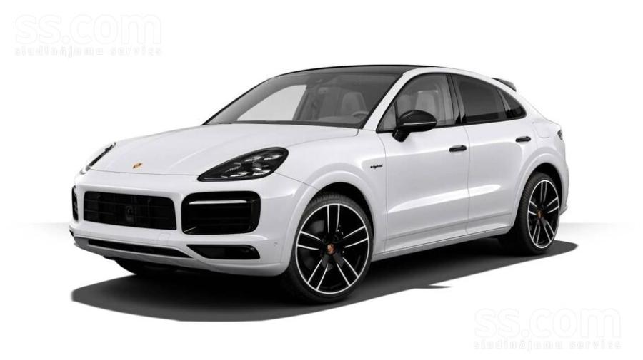 White Porsche Cayenne 2021 in Riga, with an engine capacity of 3.00 L and mileage of 51 thousand km for 74900 €, photo 1 on AUTOMOTO.COM.LV