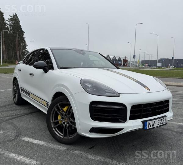 Balts Porsche Cayenne 2023 Rīga, ar dzinēja tilpumu 3.00 L un nobraukumu 45 tūkst. km par 83500 €, foto 3 vietnē AUTOMOTO.COM.LV