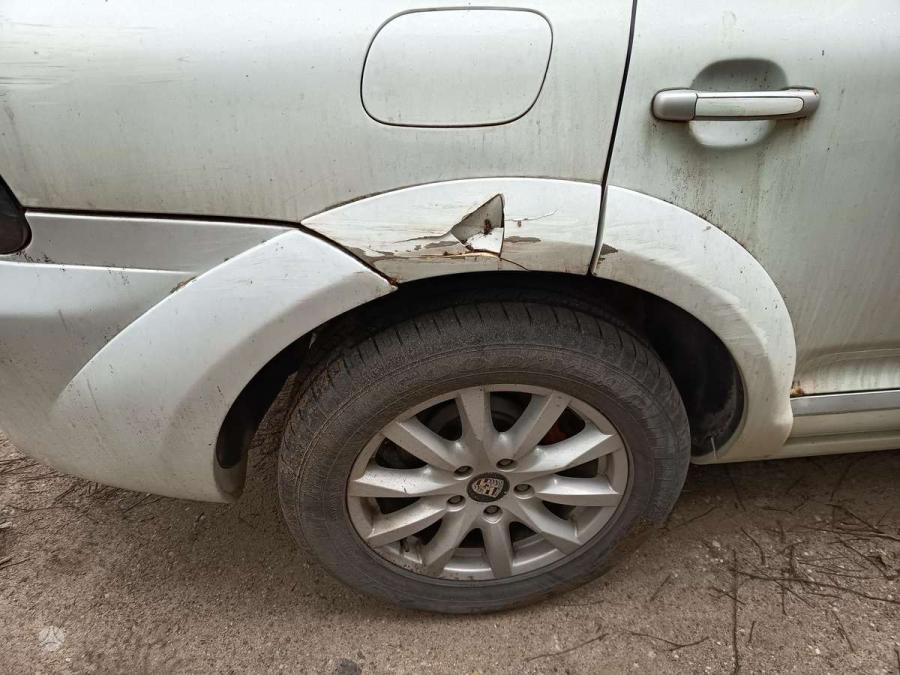 Balts Porsche Cayenne 2006 Viļņa, ar dzinēja tilpumu 4.51 L un nobraukumu 243 tūkst. km par 2000 €, foto 8 vietnē AUTOMOTO.COM.LV