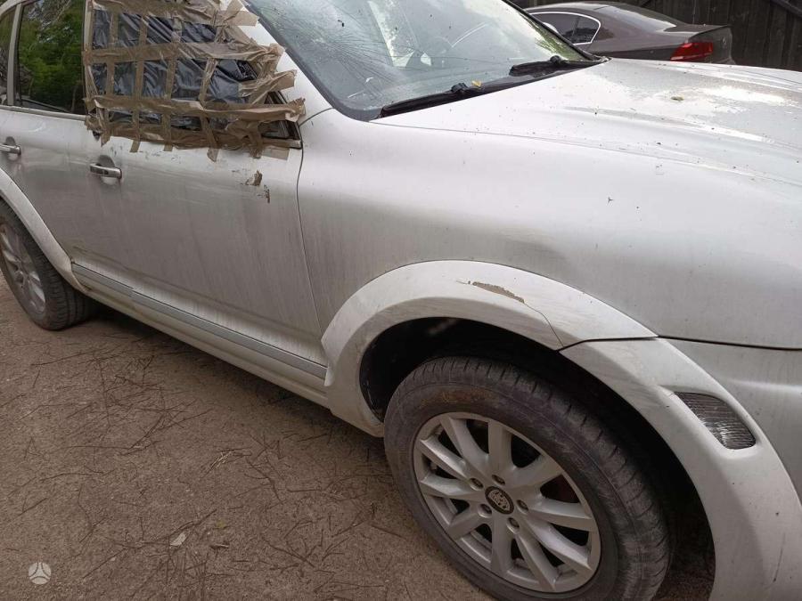 Balts Porsche Cayenne 2006 Viļņa, ar dzinēja tilpumu 4.51 L un nobraukumu 243 tūkst. km par 2000 €, foto 9 vietnē AUTOMOTO.COM.LV