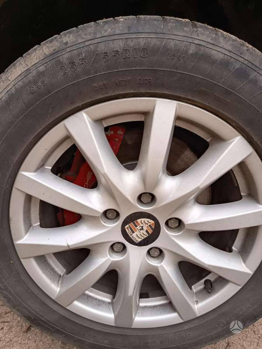Balts Porsche Cayenne 2006 Viļņa, ar dzinēja tilpumu 4.51 L un nobraukumu 243 tūkst. km par 2000 €, foto 14 vietnē AUTOMOTO.COM.LV