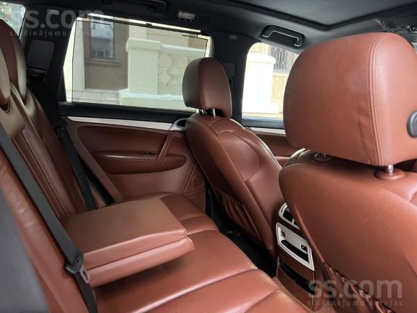 Balts Porsche Cayenne 2007 Rīga, ar dzinēja tilpumu 3.60 L un nobraukumu 325 tūkst. km par 5600 €, foto 8 vietnē AUTOMOTO.COM.LV