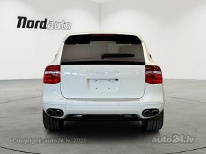 Balts Porsche Cayenne 2008 Tallina, ar dzinēja tilpumu 4.80 L un nobraukumu 47 tūkst. km par 19900 €, foto 5 vietnē AUTOMOTO.COM.LV