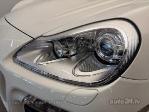 Balts Porsche Cayenne 2008 Tallina, ar dzinēja tilpumu 4.80 L un nobraukumu 47 tūkst. km par 19900 €, foto 12 vietnē AUTOMOTO.COM.LV
