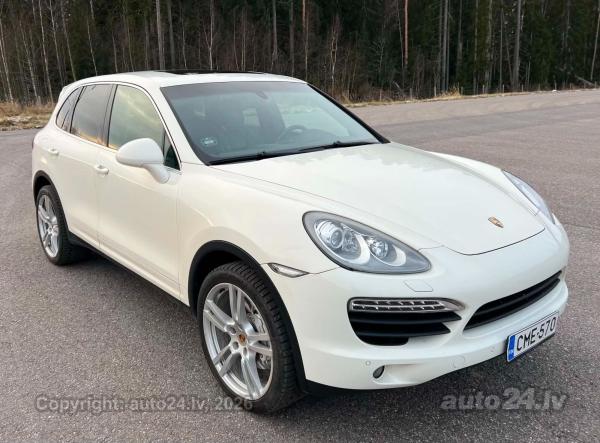 Balts Porsche Cayenne 2010 Tallina, ar dzinēja tilpumu 3.00 L un nobraukumu 217 tūkst. km par 14900 €, foto 1 vietnē AUTOMOTO.COM.LV