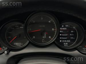 Balts Porsche Cayenne 2011 Rīga, ar dzinēja tilpumu 3.00 L un nobraukumu 230 tūkst. km par 13990 €, foto 18 vietnē AUTOMOTO.COM.LV