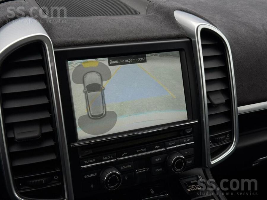 Balts Porsche Cayenne 2011 Rīga, ar dzinēja tilpumu 3.00 L un nobraukumu 230 tūkst. km par 13990 €, foto 20 vietnē AUTOMOTO.COM.LV