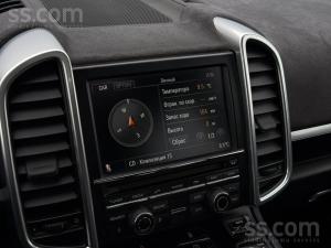 Balts Porsche Cayenne 2011 Rīga, ar dzinēja tilpumu 3.00 L un nobraukumu 230 tūkst. km par 13990 €, foto 21 vietnē AUTOMOTO.COM.LV