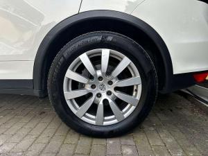White Porsche Cayenne 2011 in Vilnius, with an engine capacity of 2.97 L and mileage of 344 thousand km for 11700 €, photo 13 on AUTOMOTO.COM.LV