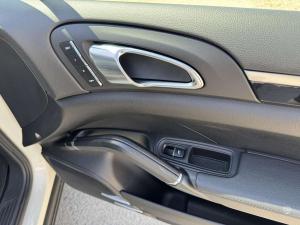 Balts Porsche Cayenne 2011 Viļņa, ar dzinēja tilpumu 3.00 L un nobraukumu 232 tūkst. km par 14550 €, foto 17 vietnē AUTOMOTO.COM.LV