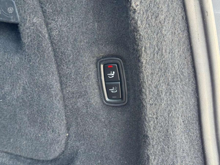 Balts Porsche Cayenne 2011 Viļņa, ar dzinēja tilpumu 3.00 L un nobraukumu 232 tūkst. km par 14550 €, foto 20 vietnē AUTOMOTO.COM.LV