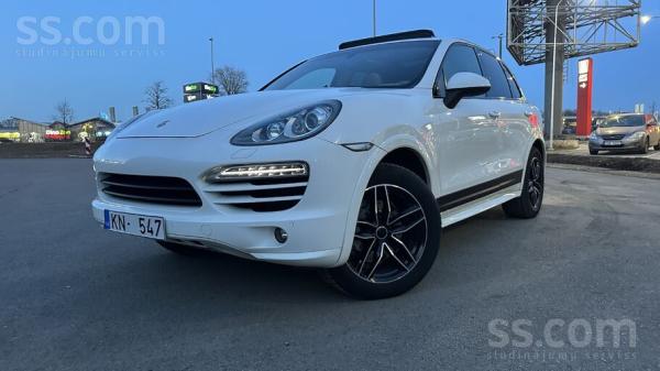 Balts Porsche Cayenne 2011 Rīga, ar dzinēja tilpumu 3.00 L un nobraukumu 297 tūkst. km par 14500 €, foto 2 vietnē AUTOMOTO.COM.LV