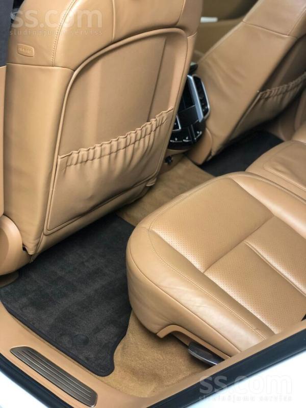 Balts Porsche Cayenne 2012 Rīga, ar dzinēja tilpumu 4.80 L un nobraukumu 250 tūkst. km par 18500 €, foto 6 vietnē AUTOMOTO.COM.LV