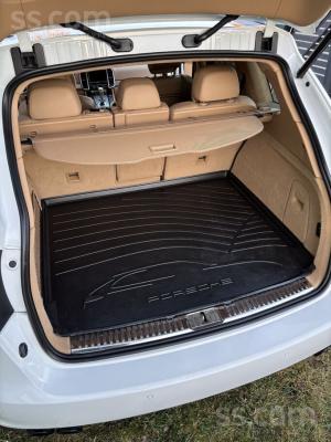 White Porsche Cayenne 2012 in Riga, with an engine capacity of 4.80 L and mileage of 146 thousand km for 21000 €, photo 13 on AUTOMOTO.COM.LV