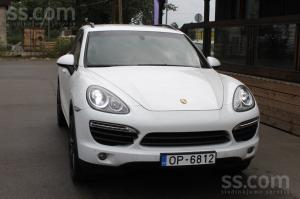 Balts Porsche Cayenne 2012 Rīga, ar dzinēja tilpumu 3.00 L un nobraukumu 0 tūkst. km par 14700 €, foto 7 vietnē AUTOMOTO.COM.LV