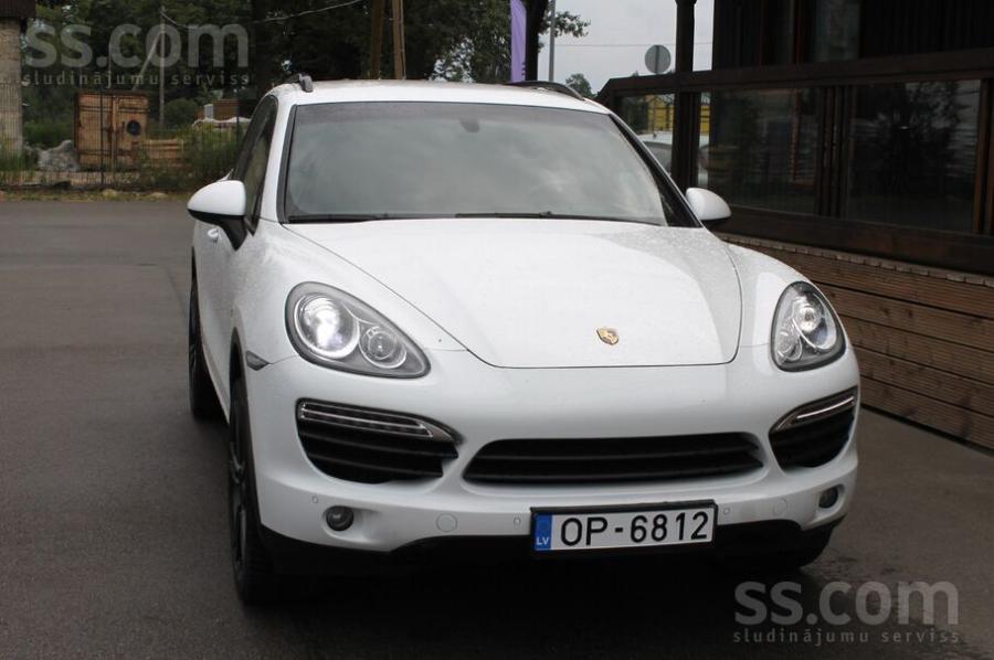Balts Porsche Cayenne 2012 Rīga, ar dzinēja tilpumu 3.00 L un nobraukumu 0 tūkst. km par 14700 €, foto 7 vietnē AUTOMOTO.COM.LV