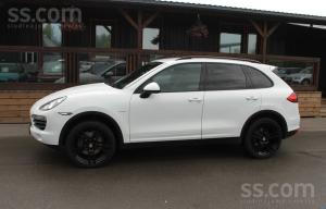 Balts Porsche Cayenne 2012 Rīga, ar dzinēja tilpumu 3.00 L un nobraukumu 0 tūkst. km par 14700 €, foto 8 vietnē AUTOMOTO.COM.LV