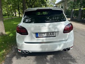 White Porsche Cayenne 2012 in Tartu, with an engine capacity of 4.80 L and mileage of 208 thousand km for 20500 €, photo 6 on AUTOMOTO.COM.LV