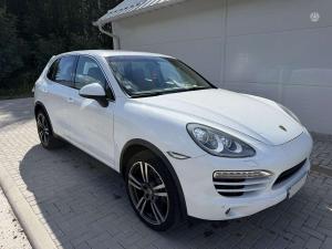 Balts Porsche Cayenne 2012 Kauņa, ar dzinēja tilpumu 2.97 L un nobraukumu 270 tūkst. km par 9500 €, foto 4 vietnē AUTOMOTO.COM.LV