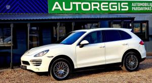White Porsche Cayenne 2013 in Kretinga, with an engine capacity of 3.00 L and mileage of 274 thousand km for 12499 €, photo 6 on AUTOMOTO.COM.LV