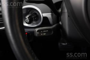 White Porsche Cayenne 2013 in Jelgava, with an engine capacity of 3.00 L and mileage of 99 thousand km for 19922 €, photo 16 on AUTOMOTO.COM.LV