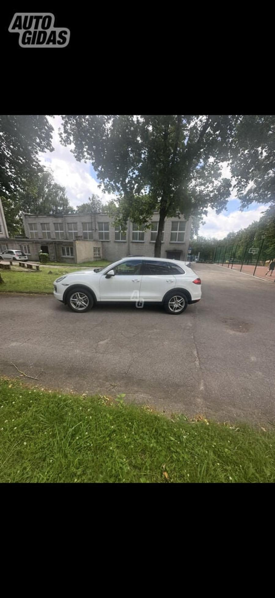 Balts Porsche Cayenne 2013 Molėtai, ar dzinēja tilpumu 3.00 L un nobraukumu 251 tūkst. km par 14750 €, foto 19 vietnē AUTOMOTO.COM.LV