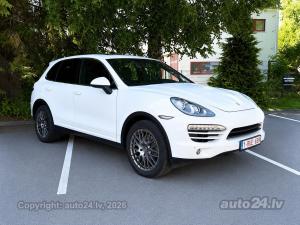 Balts Porsche Cayenne 2013 Pērnava, ar dzinēja tilpumu 3.00 L un nobraukumu 275 tūkst. km par 14700 €, foto 4 vietnē AUTOMOTO.COM.LV