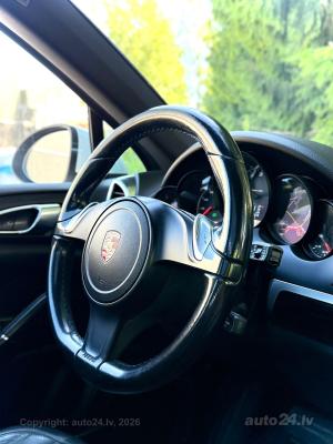 Balts Porsche Cayenne 2013 Pērnava, ar dzinēja tilpumu 3.00 L un nobraukumu 275 tūkst. km par 14700 €, foto 12 vietnē AUTOMOTO.COM.LV