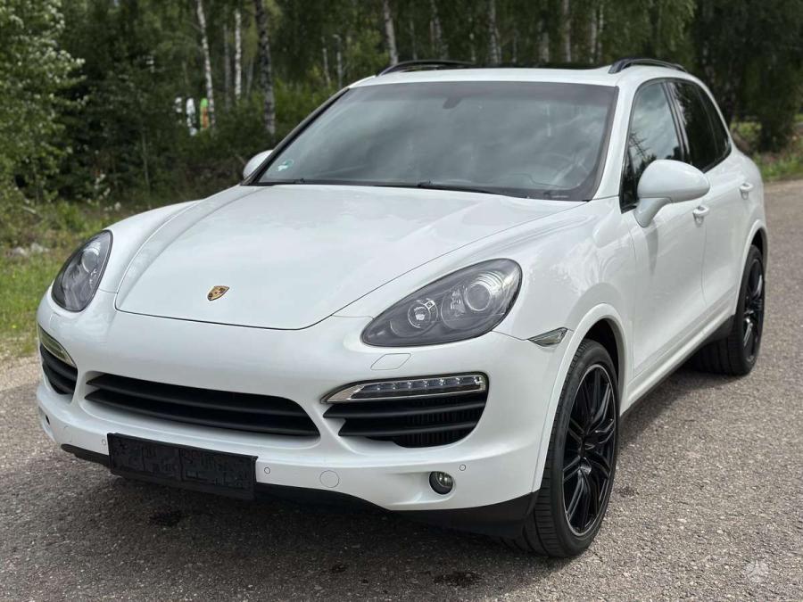 Balts Porsche Cayenne 2013 Kauņa, ar dzinēja tilpumu 4.13 L un nobraukumu 289 tūkst. km par 15950 €, foto 4 vietnē AUTOMOTO.COM.LV