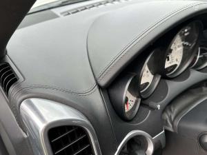 Balts Porsche Cayenne 2013 Kauņa, ar dzinēja tilpumu 4.13 L un nobraukumu 289 tūkst. km par 15950 €, foto 15 vietnē AUTOMOTO.COM.LV